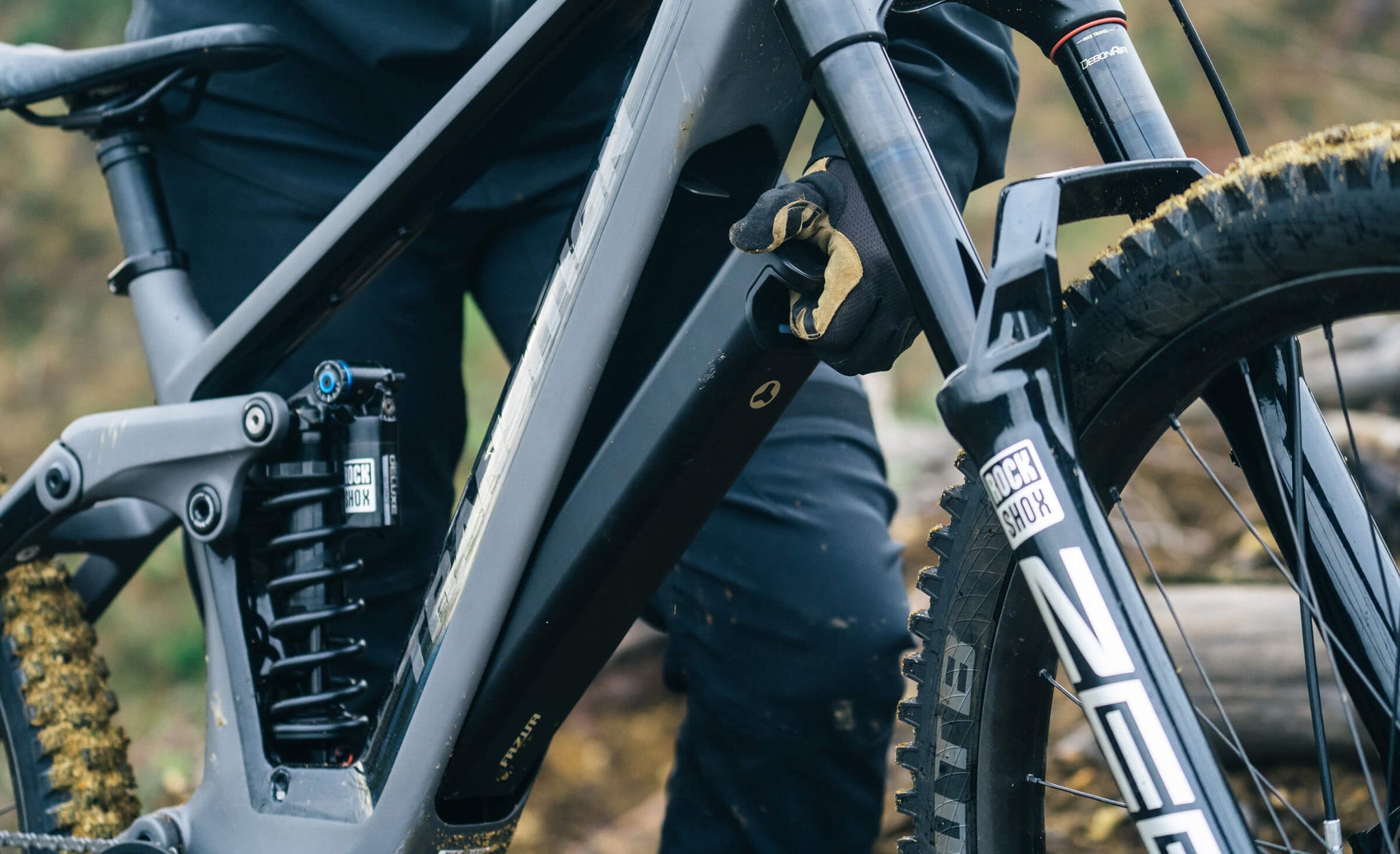 Transition Relay PNW Carbon XO AXS – Revolution Products